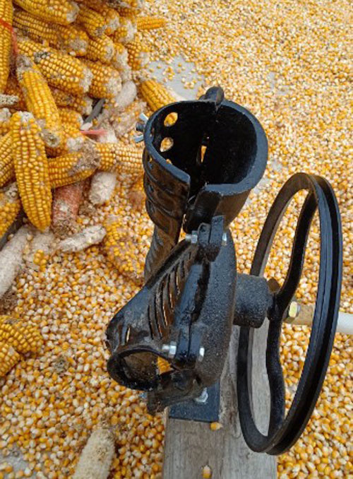 Manual Farm Hand Corn Sheller Corn Ears Hulls Walnuts Heavy Duty ...