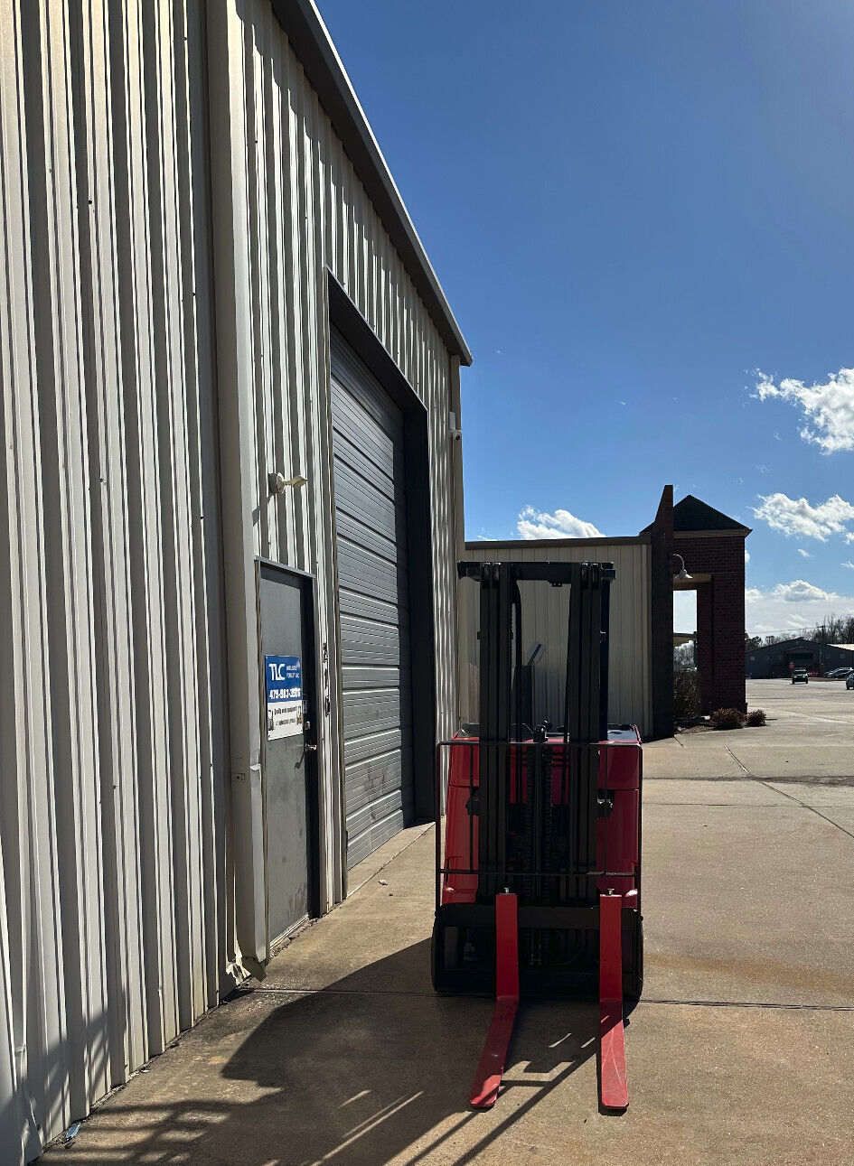 2014 Raymond 415-C30TT Forklift - Stand Up Electric Dock Stocker - 2584 ...