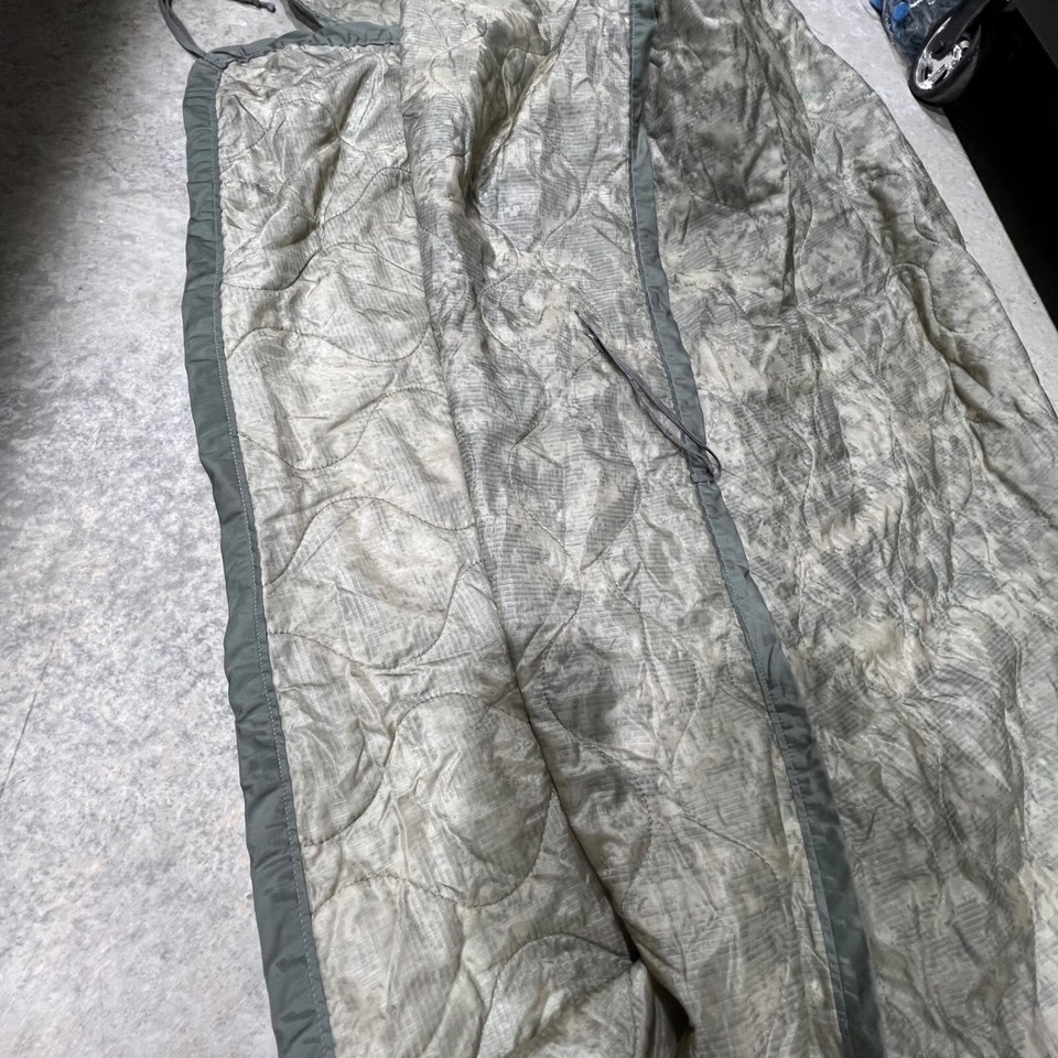 Vintage US Military GI ACU Poncho Liner AKA Woobie | eBay
