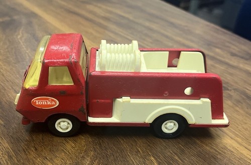 Vintage Tiny Mini Tonka 595 Red Fire Engine Pumper Truck Diecast ...