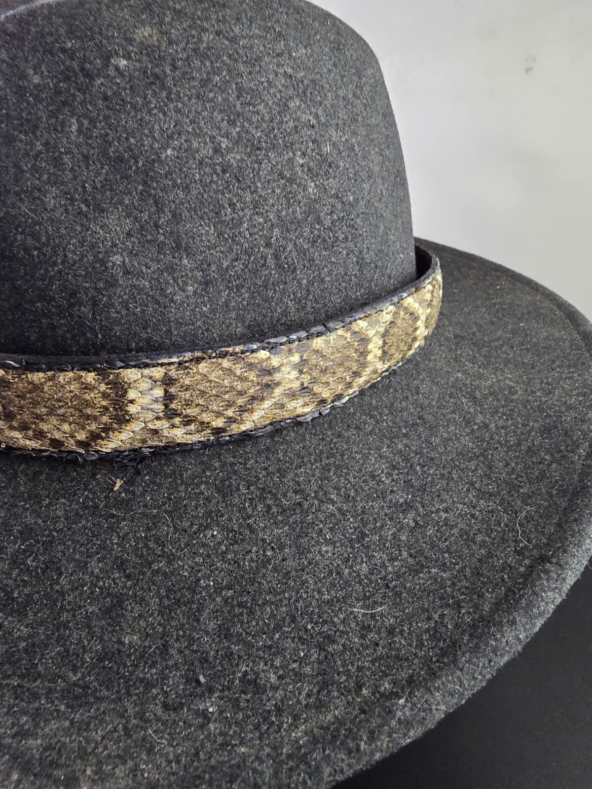RATTLESNAKE skin hat band adjustable and rattlesnake bone Western ...