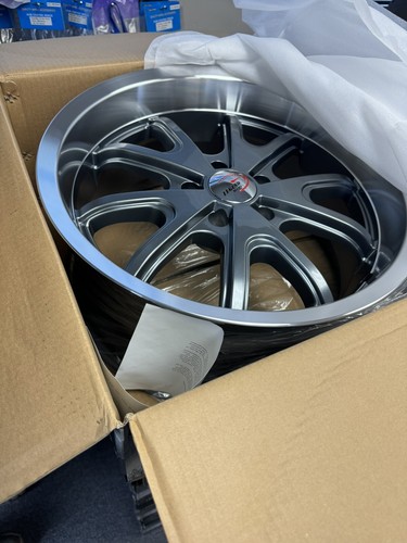 (Set of 4) Staggered Vision 143 Torque 18" 5x5" +10mm Gunmetal Wheels ...