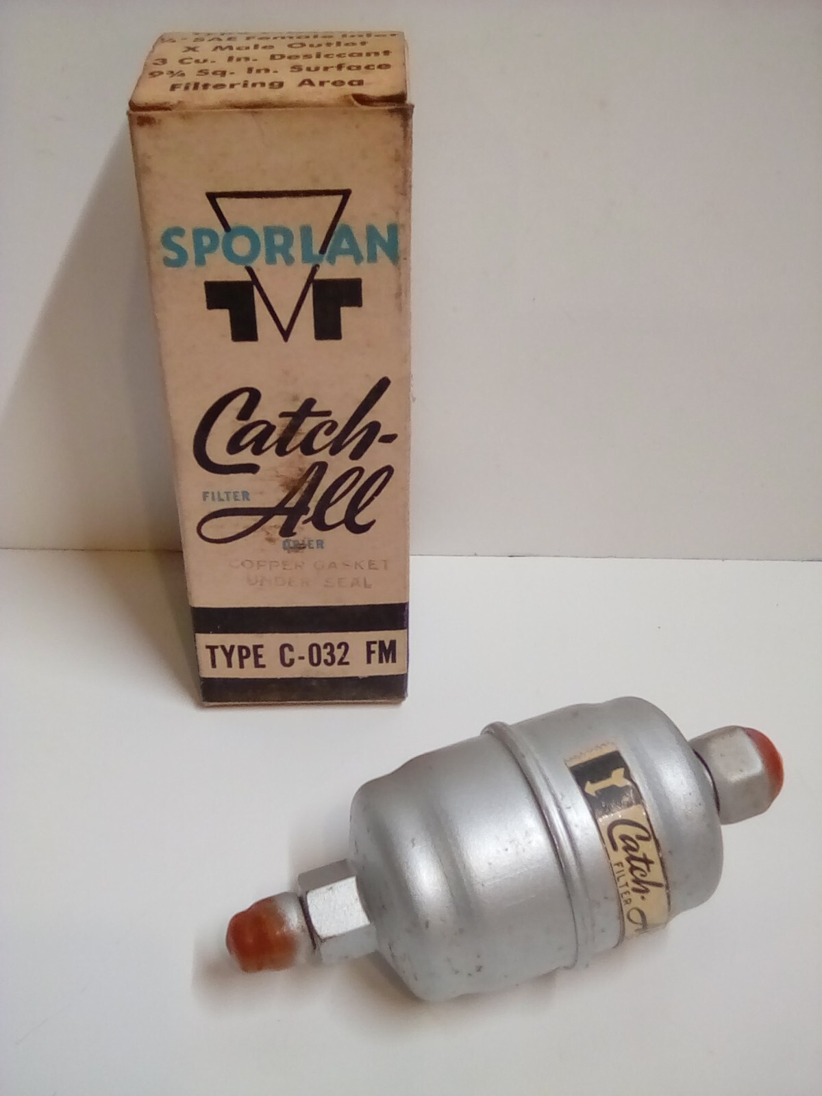 Doorman Catch All Filter Drier C-032FM. 1/4" Female inlet X male outlet ...