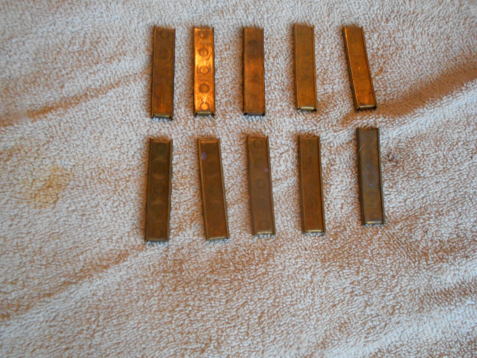 10 original brass w spring 8mm mauser stripper clips 8x57 cal 7.92x57 ...