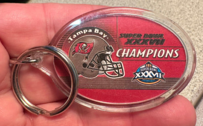TAMPA BAY BUCCANEERS SUPERBOWL XXXVII CHAMPIONS KEY CHAIN KEYCHAIN | eBay
