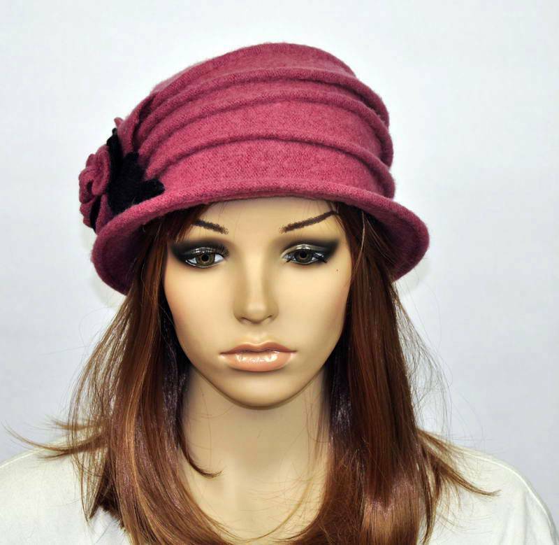 M92 Pink Wool Acrylic Cute Flowers Winter Brim Hat Cap Beanie Women's ...