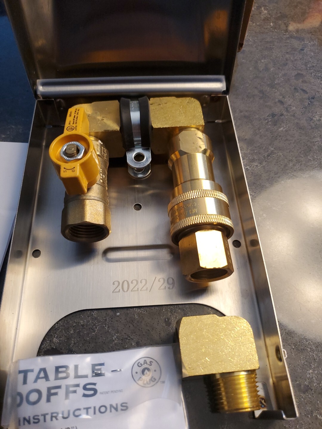 Burnaby BBQ-SS-50 BBQ Gas Outlet, 1/2" NPT Inlet, 1/2" Quick Disconnect ...