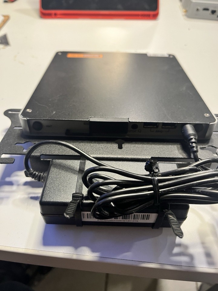 Advantech DS-081GB Ultra-thin. Fanless 64GB SSD 4GB Intel Raspberry Pi ...