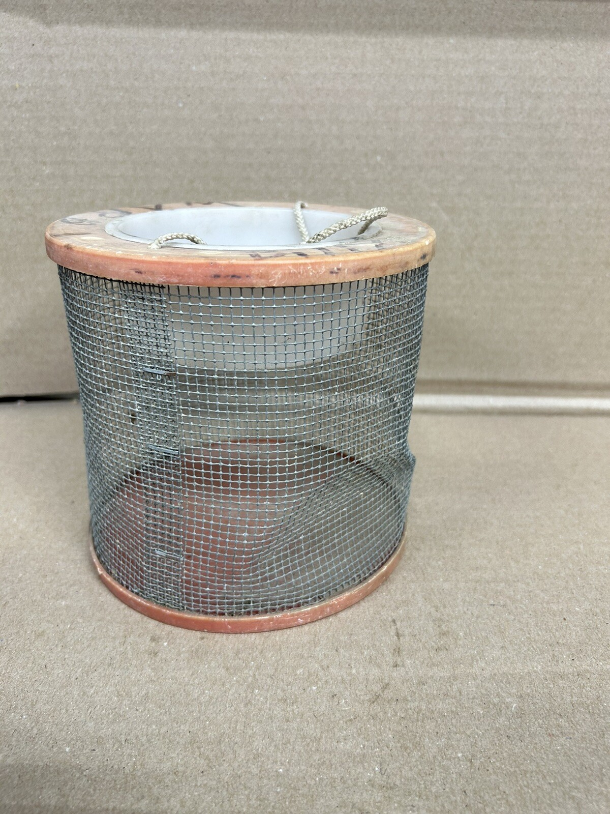 VINTAGE KRIKET KAGE FISHING BAIT WIRE MESH BUCKET Fishing Cricket ...