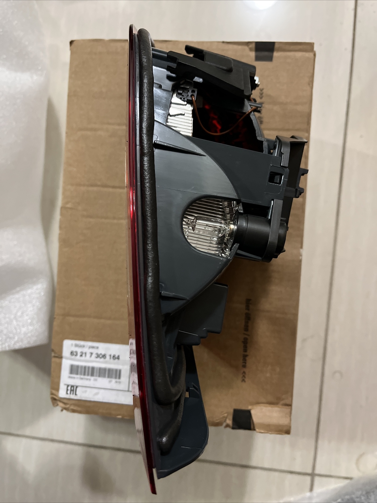 Genuine BMW Genuine BMW Rear Light In Trunk Lid, Right 63217306164 F10 ...