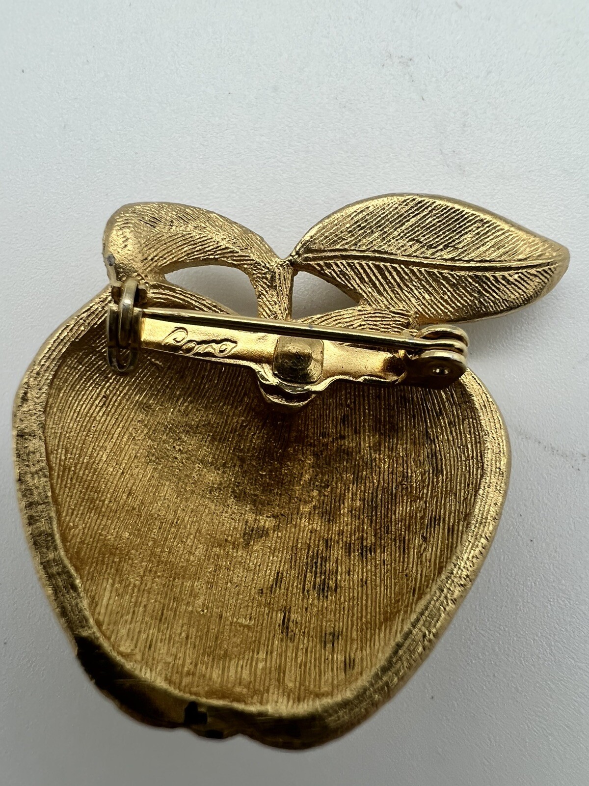 Vintage Coro Brushed Gold Tone Apple Pin Brooch 2.25"… - Gem