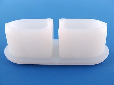 16 Racetrack Shaped Insert Glides Fits 1-3/4'' x 5/8'' O.D. Patio Tubes ...