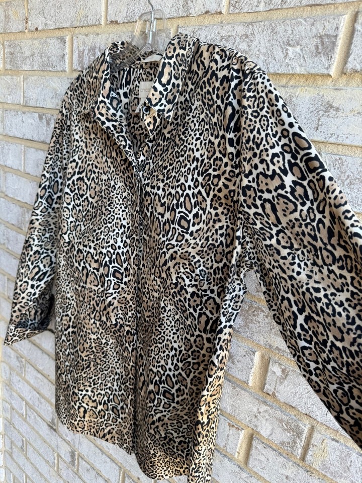 Chico's 3/4 Sleeve Button Front Leopard Print No-Iron Shirt Women's ...
