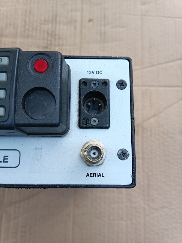 EX MOD POLICE SURPLUS CLEARTONE TRANSPORTABLE RADIO UNKNOWN SPEC ...