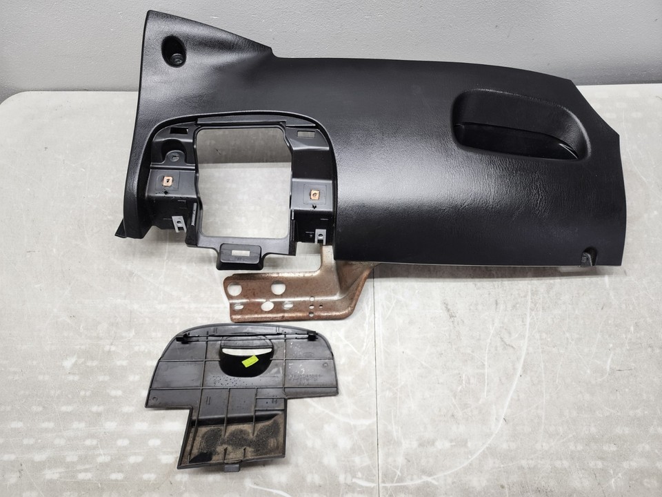 2000 2001 2002 2003 Harley Davidson F150 Knee Bolster Lower Dash Trim ...