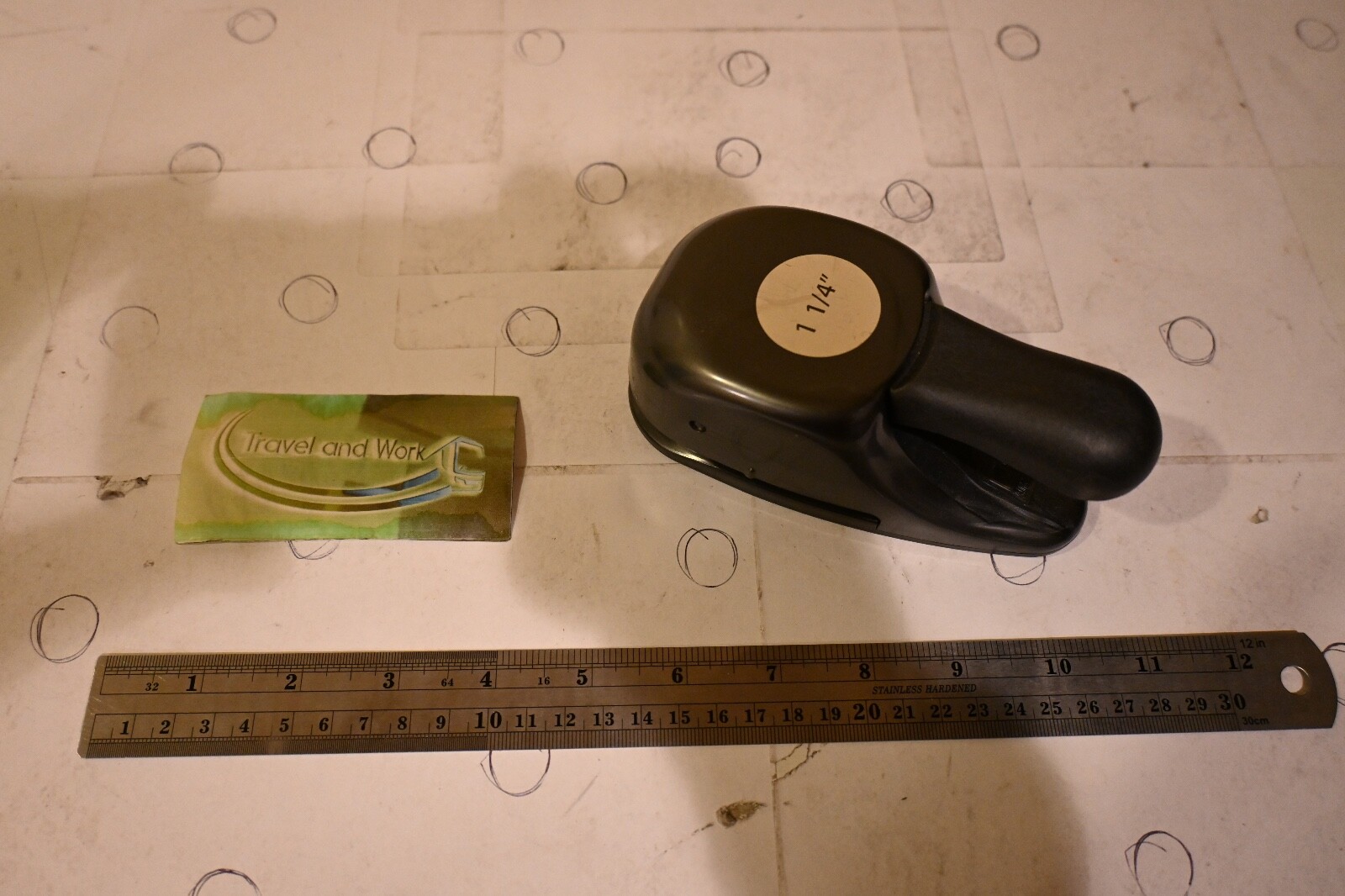 STAMPIN' UP!/EK success PAPER SHAPER Circle 1 1/4" 1.25" inch CUTS ...