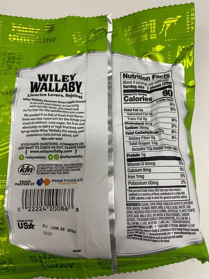 8 Bags Wiley Wallaby Green Apple Licorice Soft Candy Fat Free Vegan 4 ...