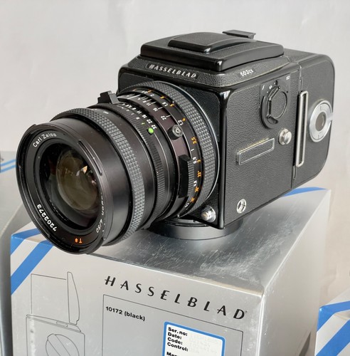 Hasselblad 503CX Body, Zeizz Distagon CF 50mm f/4 T* Lens + Free ...
