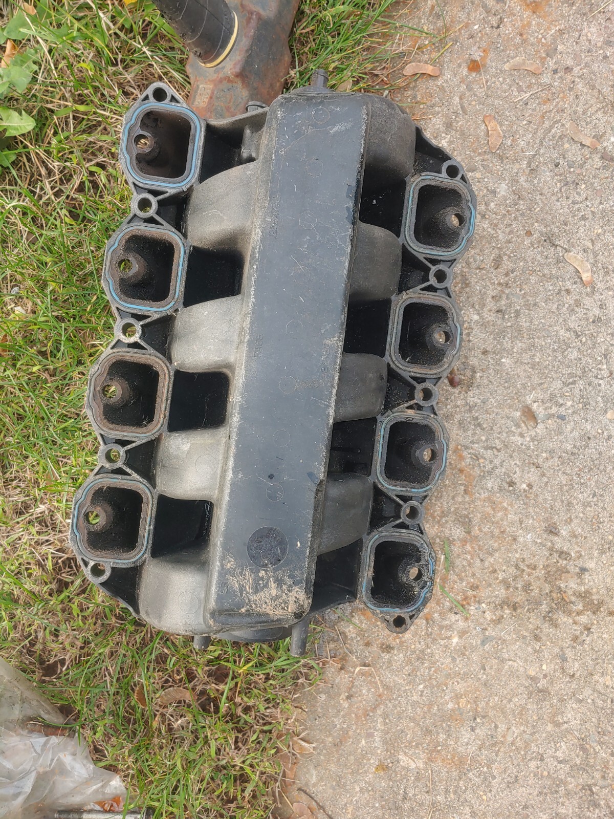 04-11 Cadillac XLR STS SRX DTS 4.6L V8 Engine Motor Air Intake Manifold ...