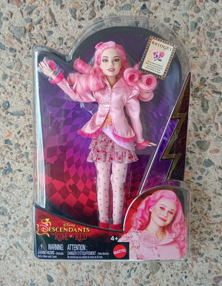 Disney Descendants The Rise Of Red Doll, Bridget Young Queen of Hearts ...