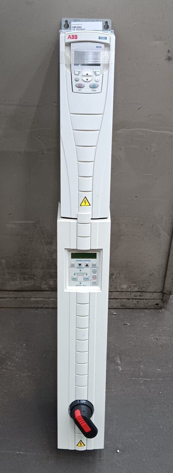 NEW ABB ACH550-VCR-023A-4+F267 15 HP HVAC VFD 23 AMP 380-480V IN 0 ...