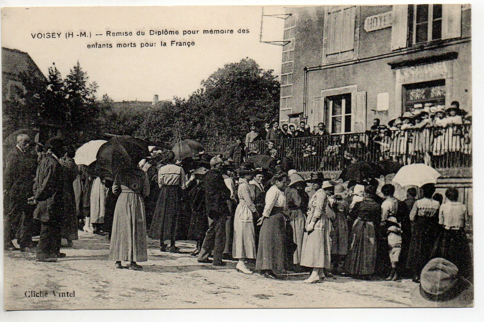 VOISEY Haute Marne CPA 52 Remise du diplome - enfants morts pour la ...