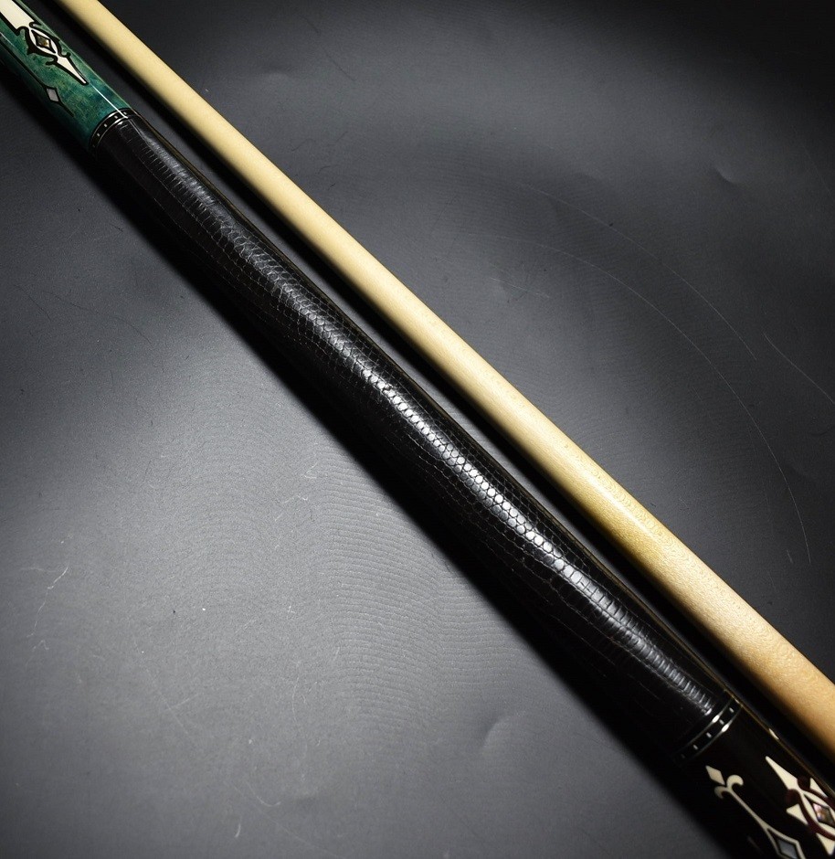 Mezz MAJESTICA SP-1 High-End Cue Exceed level vintage retro Billiards ...