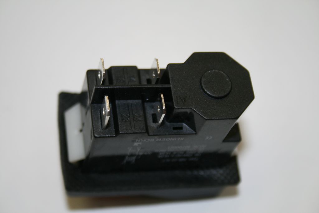 Installation of device switch, KB-01-KT, 01, undervoltage release ...