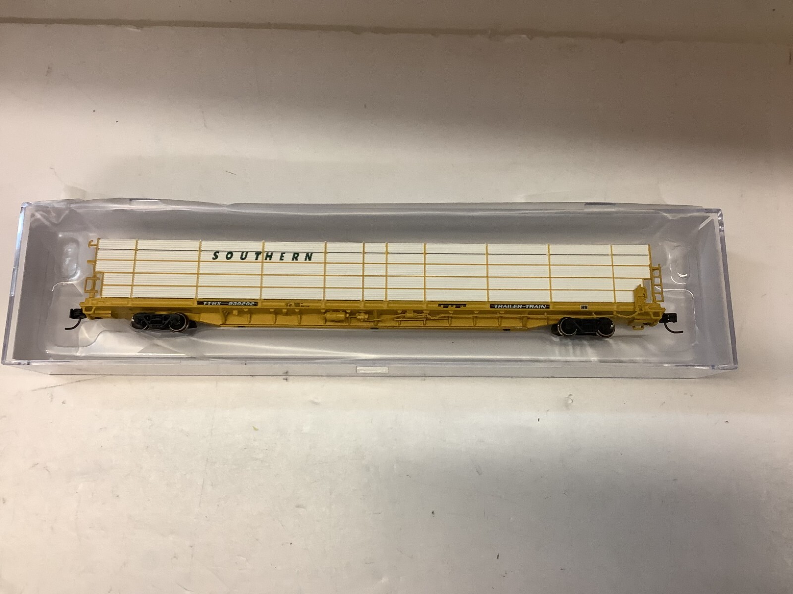 Athearn #15028 N scale “Southern TTBX” 89' auto rack flat car Rd ...