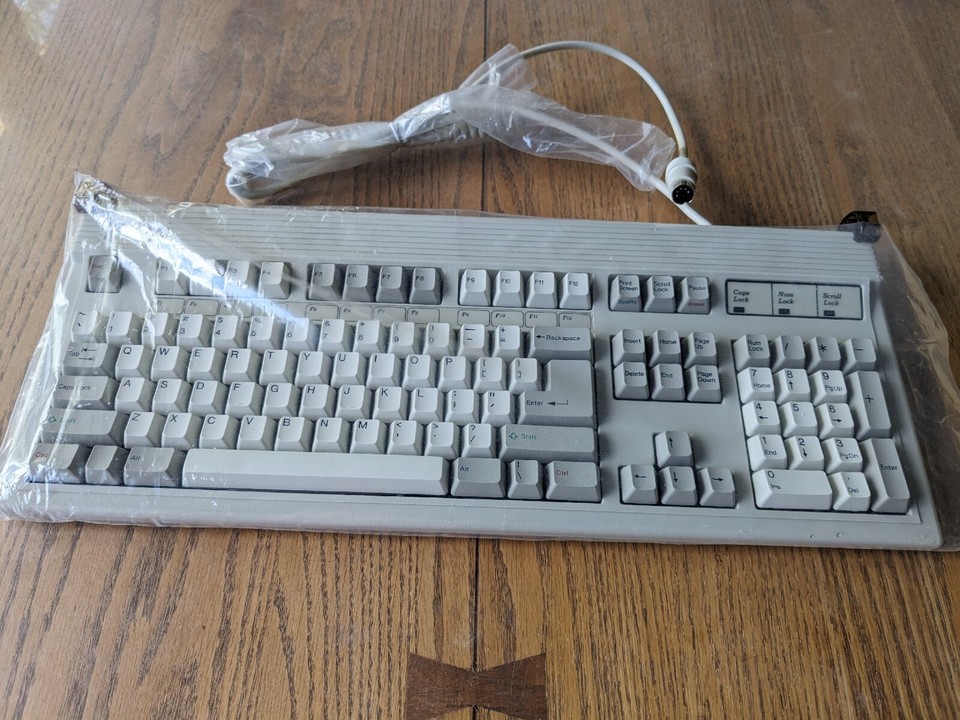 New Focus FK-2001 mechanical keyboard Vintage AT/XT | eBay
