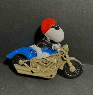 Peanuts Snoopy Joe Cool Motorcycle Toy Burger King Red Helmet Cartoon ...