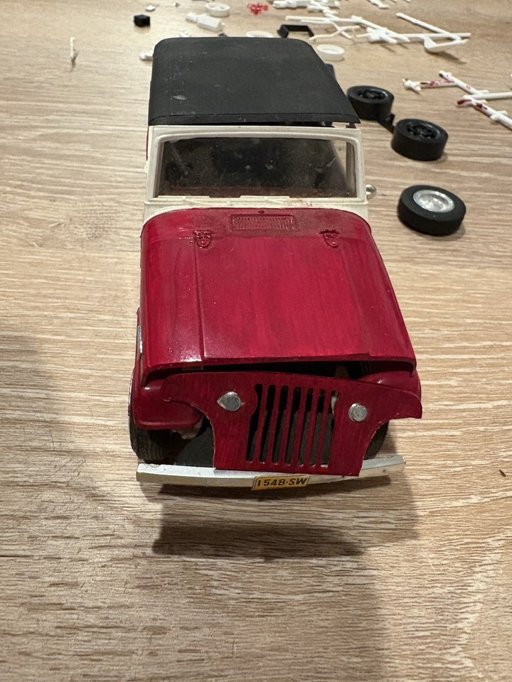 Jeepster 1/25 Scale Model Craft Master | eBay