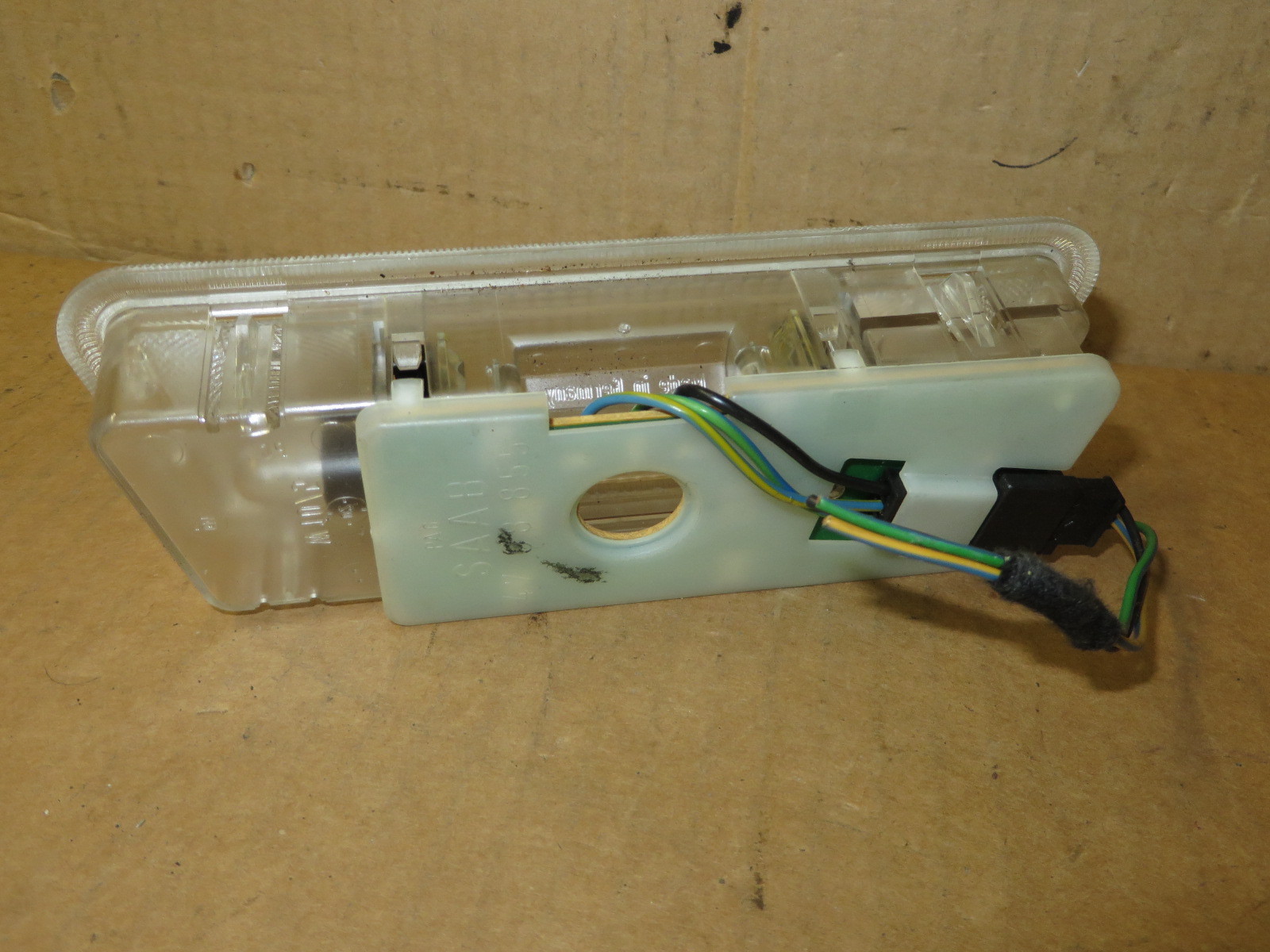 SAAB 9 3 SAAB 9-3 99-03 1999-2003 COURTESY LIGHT DOME LIGHT MAP LIGHT ...
