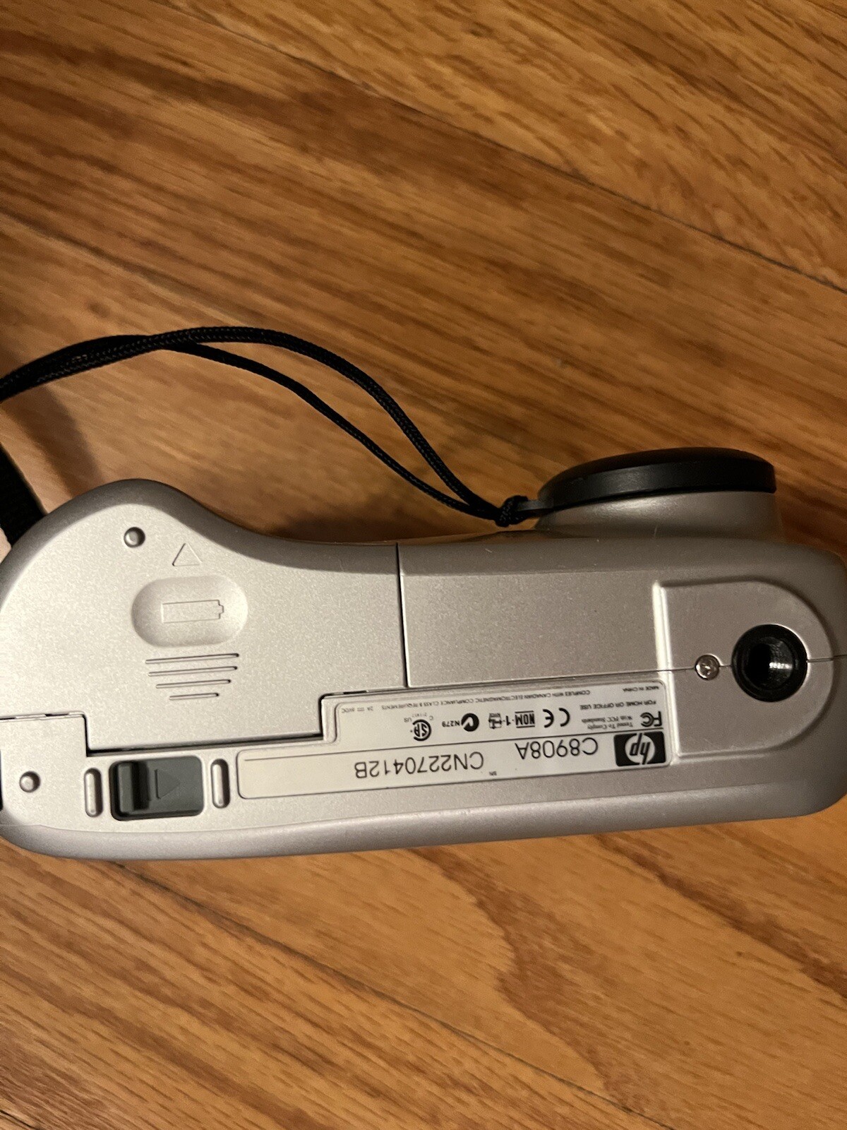 Hp Photosmart 612 MPDigital Camera With 2x Optical Zoom HP 8121-0637 ...