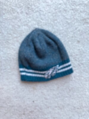 NFL Onfield Reebok Youth knit cap with logo & NFL Equipment tag Green ...