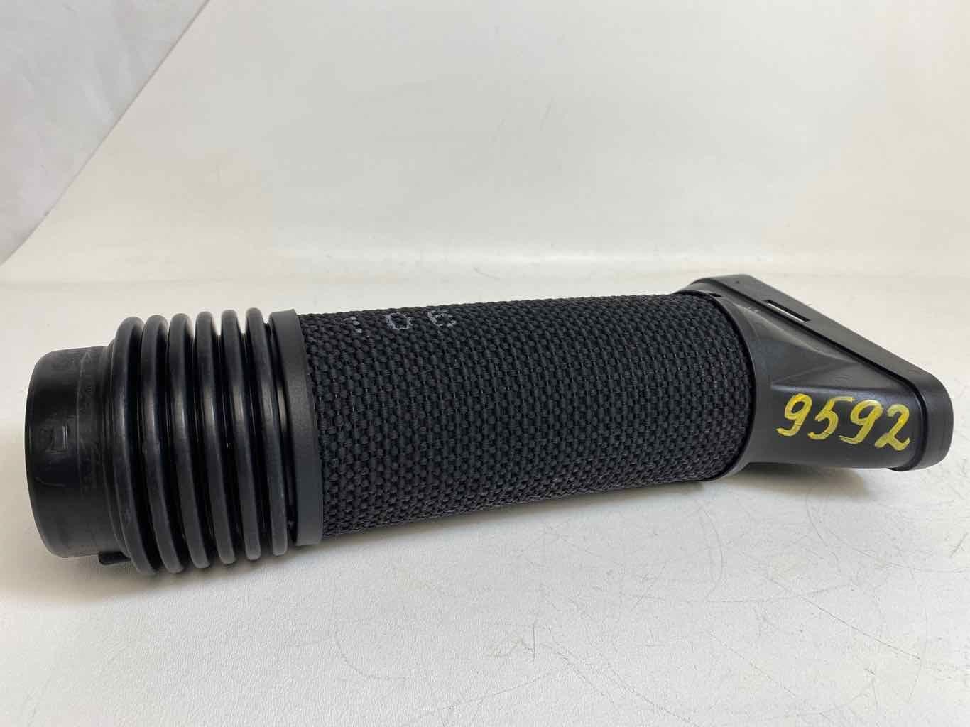 1.8l Air Intake Duct Hose Tube OE 2710900682 Fits MERCEDES C250 2012 ...