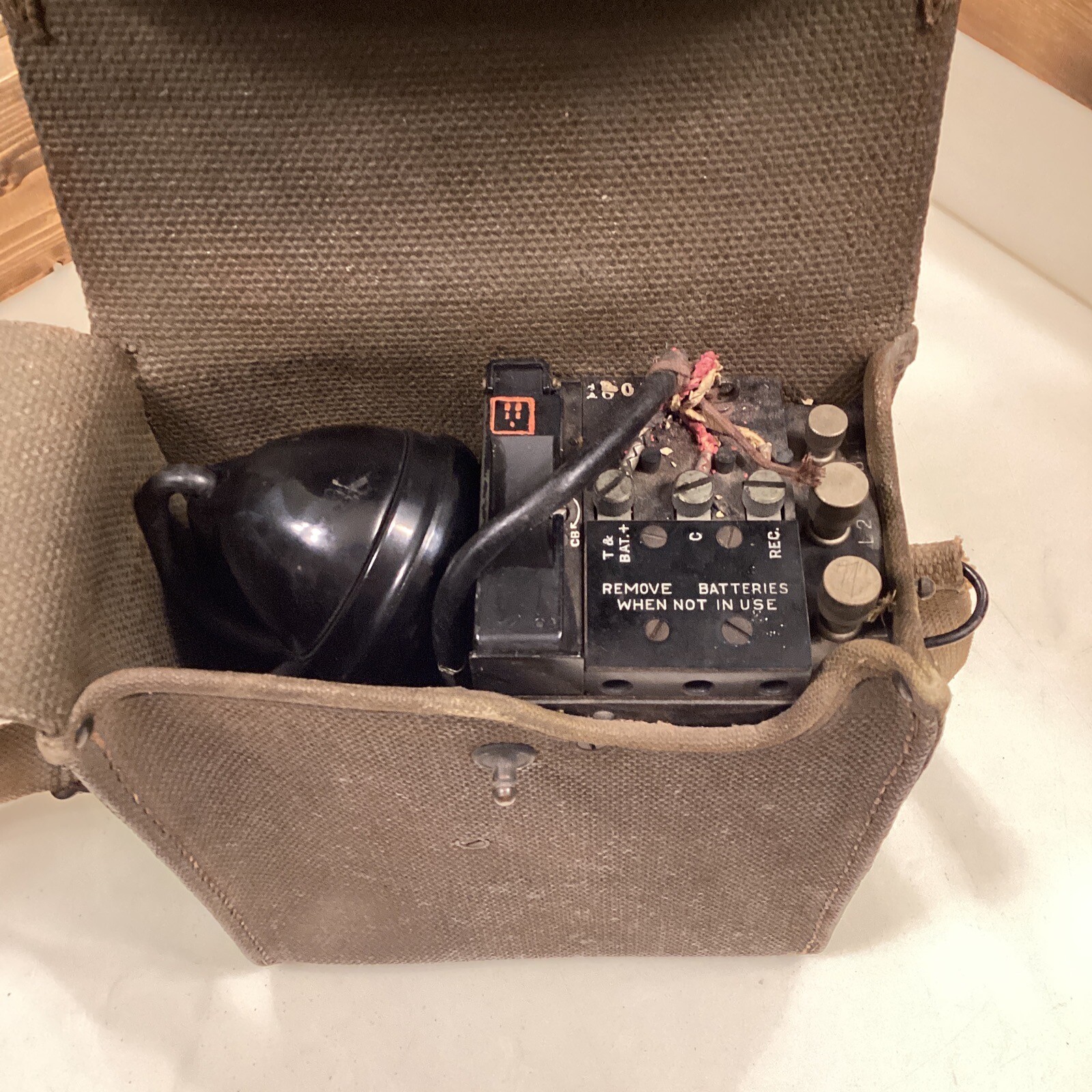 US Army Signal Corps EE-8- Field Phone & Case Telephone Military WW2 ...