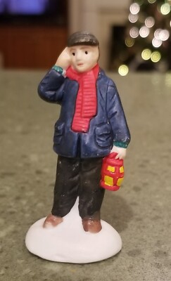 IT'S A WONDERFUL HOLIDAY LIFE~2.5" PORCELAIN VILLAGE FIGURINE "THE ...