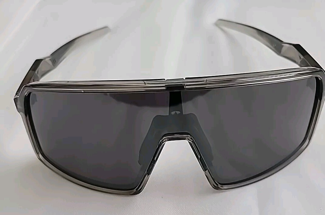 Oakley OO9406 Sutro Grey Ink Frame With Prizm Black L… - Gem