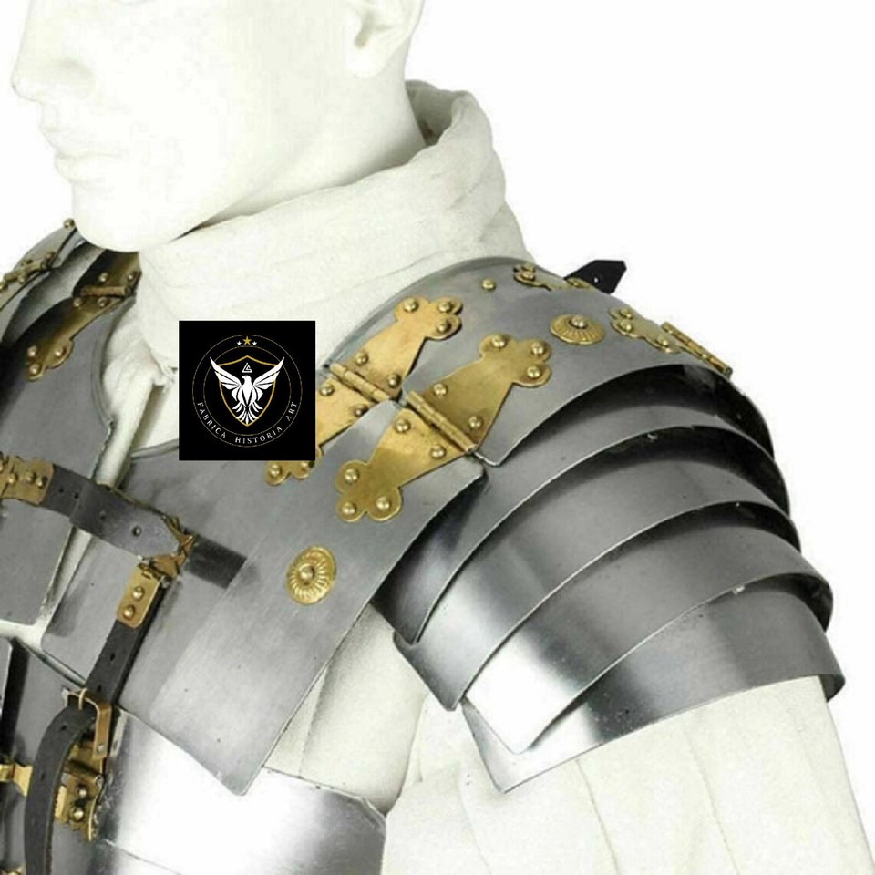 Roman Lorica Segmentata , Segmenta Armor with Roman Centurion Helmet ...