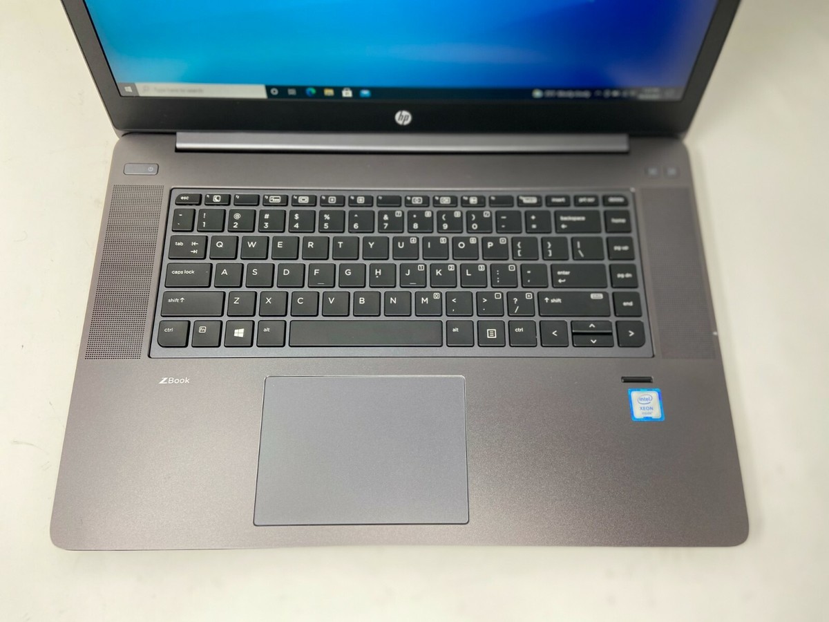 HP ZBook Studio G3 Core i7-6700HQ 2.6GHz 32GB 512GB SSD HP ZBook Studio G3 Core i7-6700HQ 2.6GHz 32GB 512GB SSD