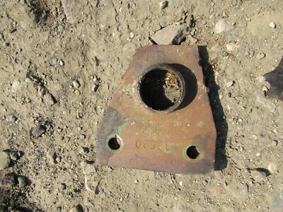 JOHN DEERE PLOW FRONT AXLE ROCK SHAFT MOUNTING BRACKET 32520 MODEL 55 ...