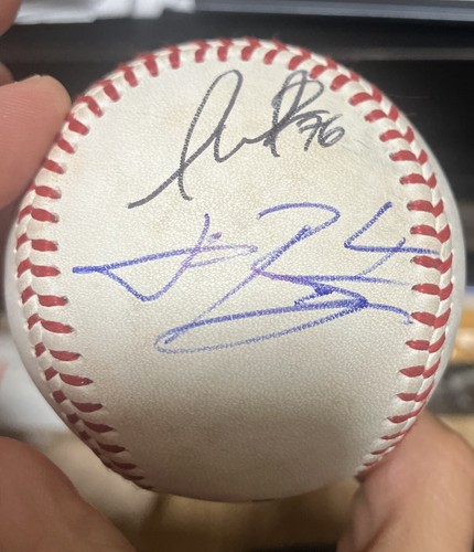 Seattle Mariners Team Signed MLB Baseball Andres Munoz/Mitch Haniger ...
