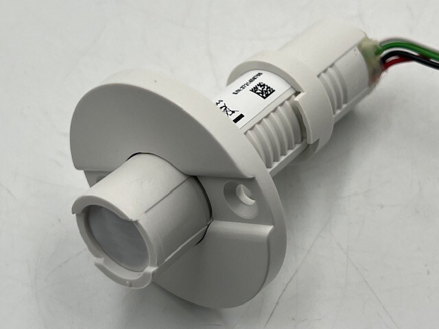 Visonic SPY-4 0-1154-0 Wired Curtain PIR Motion Detector New in Box | eBay