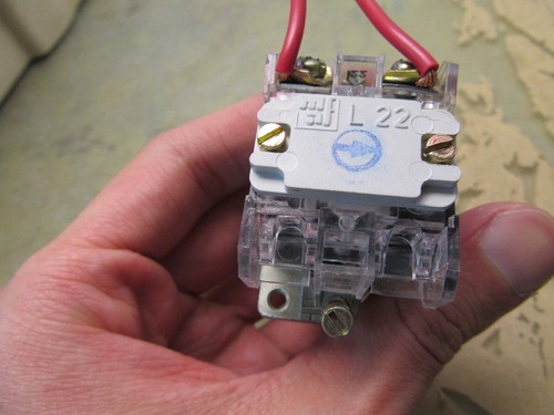 Mafelec L22 BPMR 33 RC V push/pull switch 1" E stop emergency [F-3] | eBay