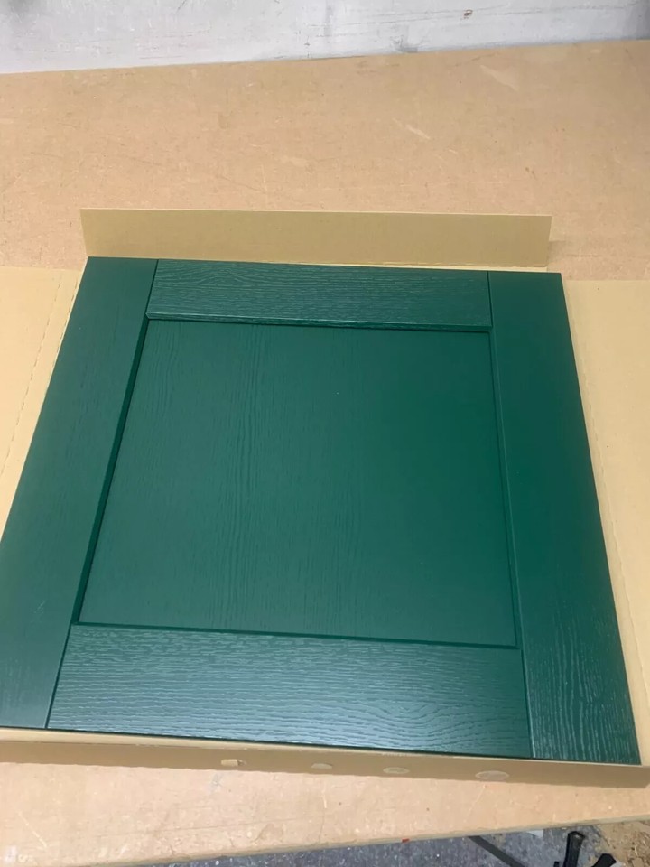 Howdens Discontinued Fairford Dark Green Kitchen Range | eBay UK