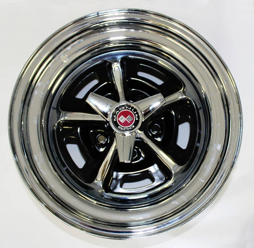 15" x 7" Ford Mustang Magnum 500 Wheels Set of 4 Complete W/ Caps Nuts ...