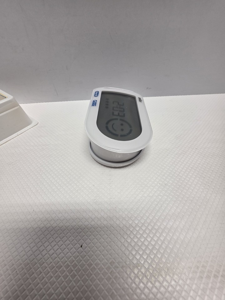 Oral-B Braun SmartGuide Wireless Timer Display for Electric Toothbrush ...