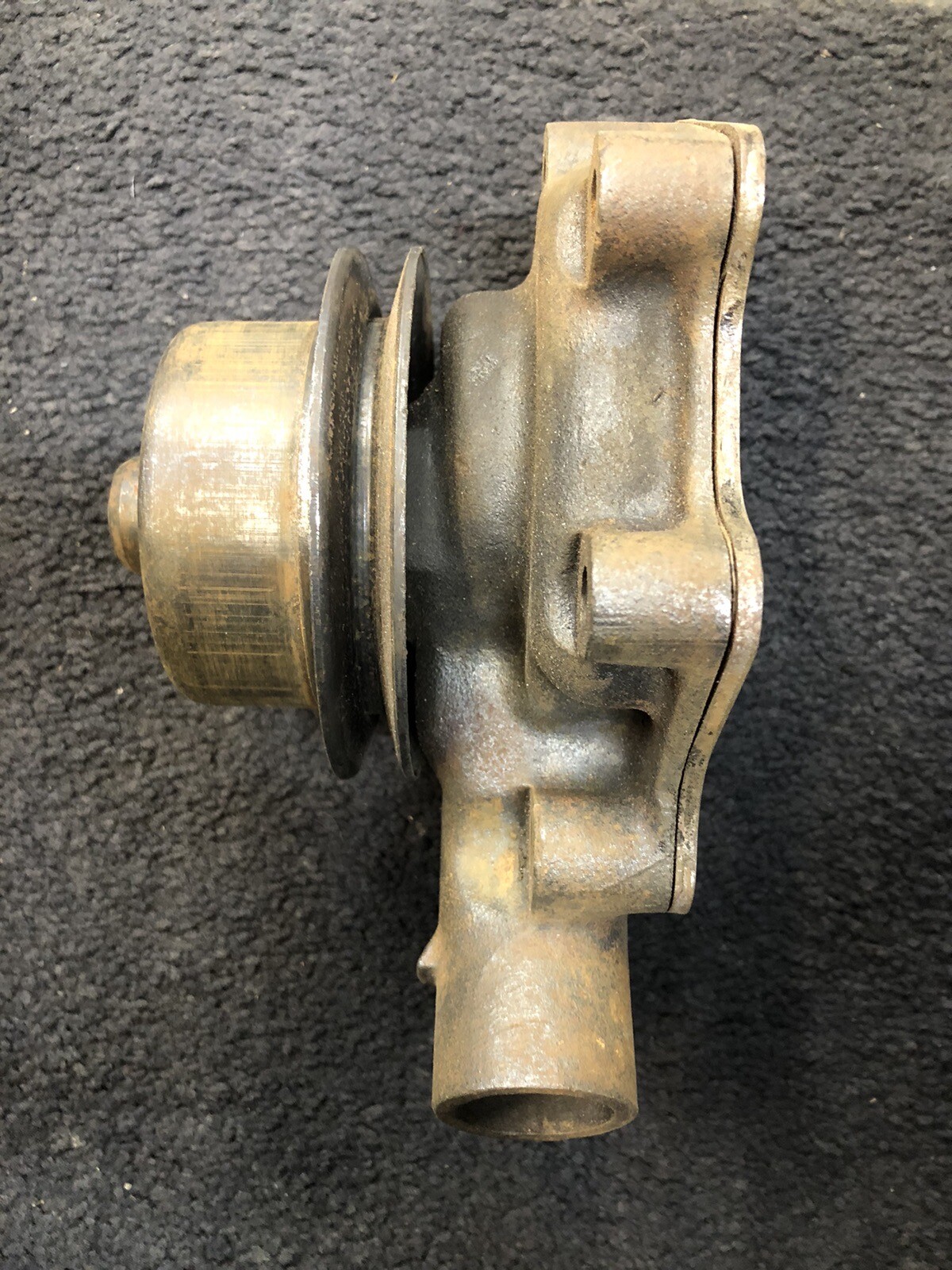 NOS 1942-54 Chevrolet Stovebolt 235 Water Pump | eBay