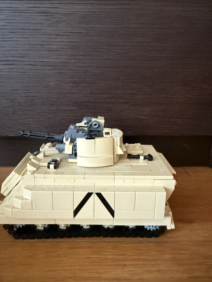 Brickmania M163 Vads-Vulcan Defense System.(Mini figure Included). | eBay